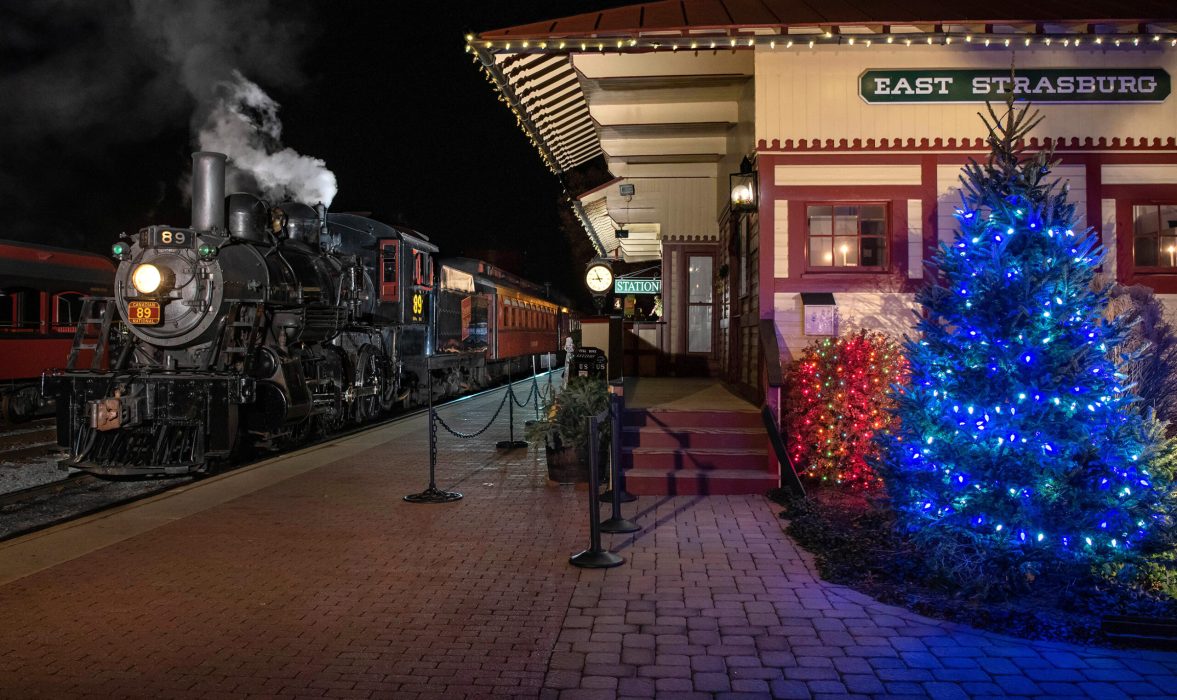 Night Before Christmas Train Ride: First Class Cars